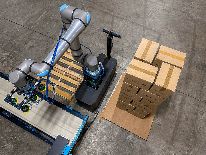 Complete Guide to Industrial Robot Arms & Cobots